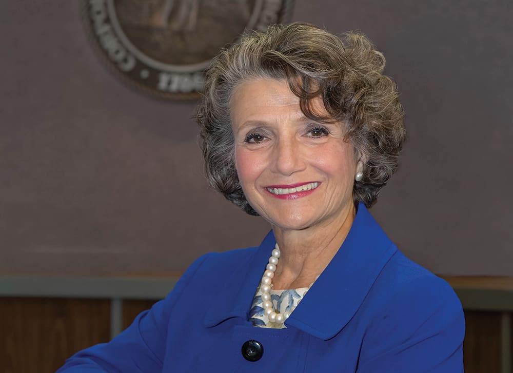 Leading Lady: Joan Foster Oct/Nov 2016 - Lynchburg Business Magazine